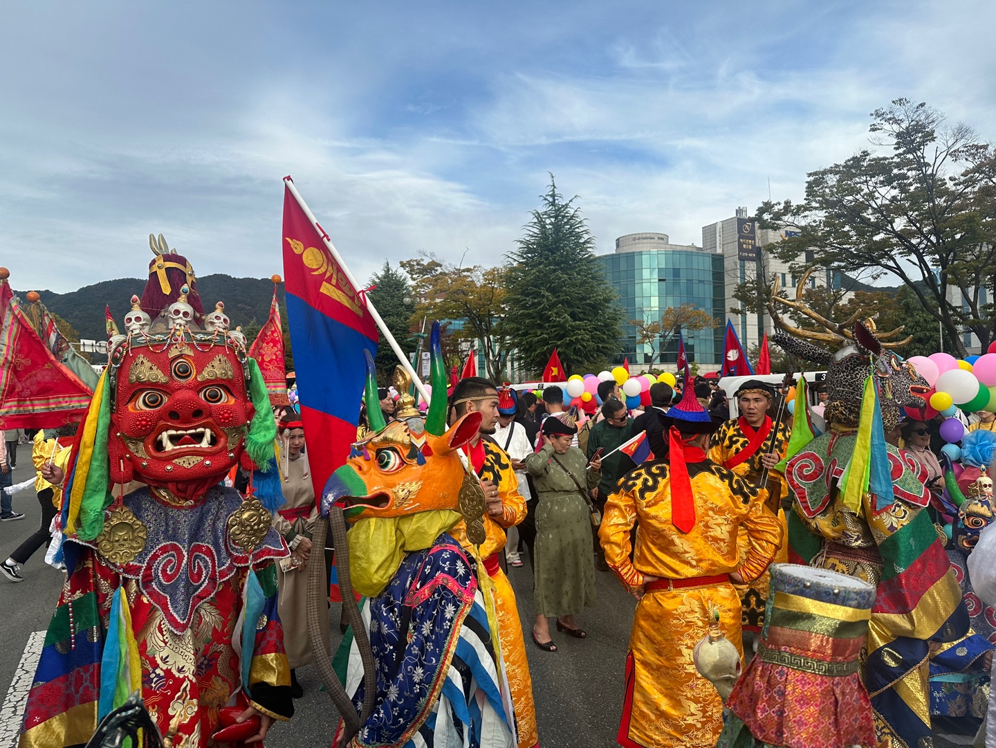 맘프 사진 갤러리 2023 - 몽골_퍼레이드